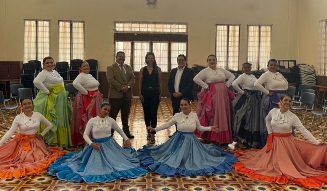 Visita a la Escuela República de Chile en Costa Rica - Chile en el Exterior