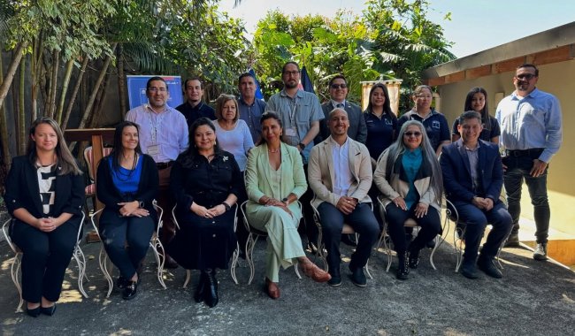 Firma Protocolar de Invitaciones al Seminario Internacional Chile-Costa ...