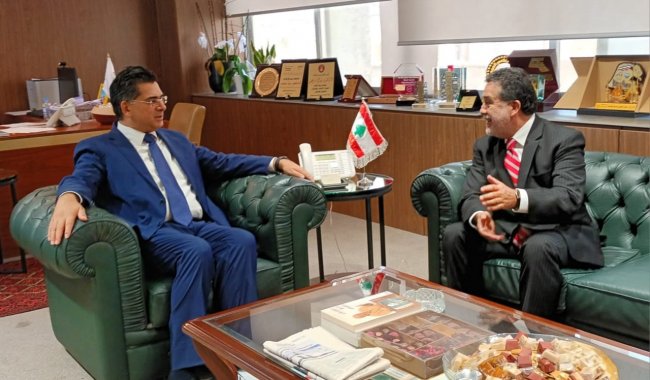 Embajador en El Líbano es recibido por el ministro de Información Paul ...