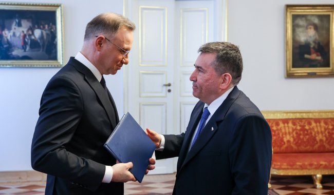 Embajador Rodrigo Ruiz presenta Cartas Credenciales en Polonia - Chile ...